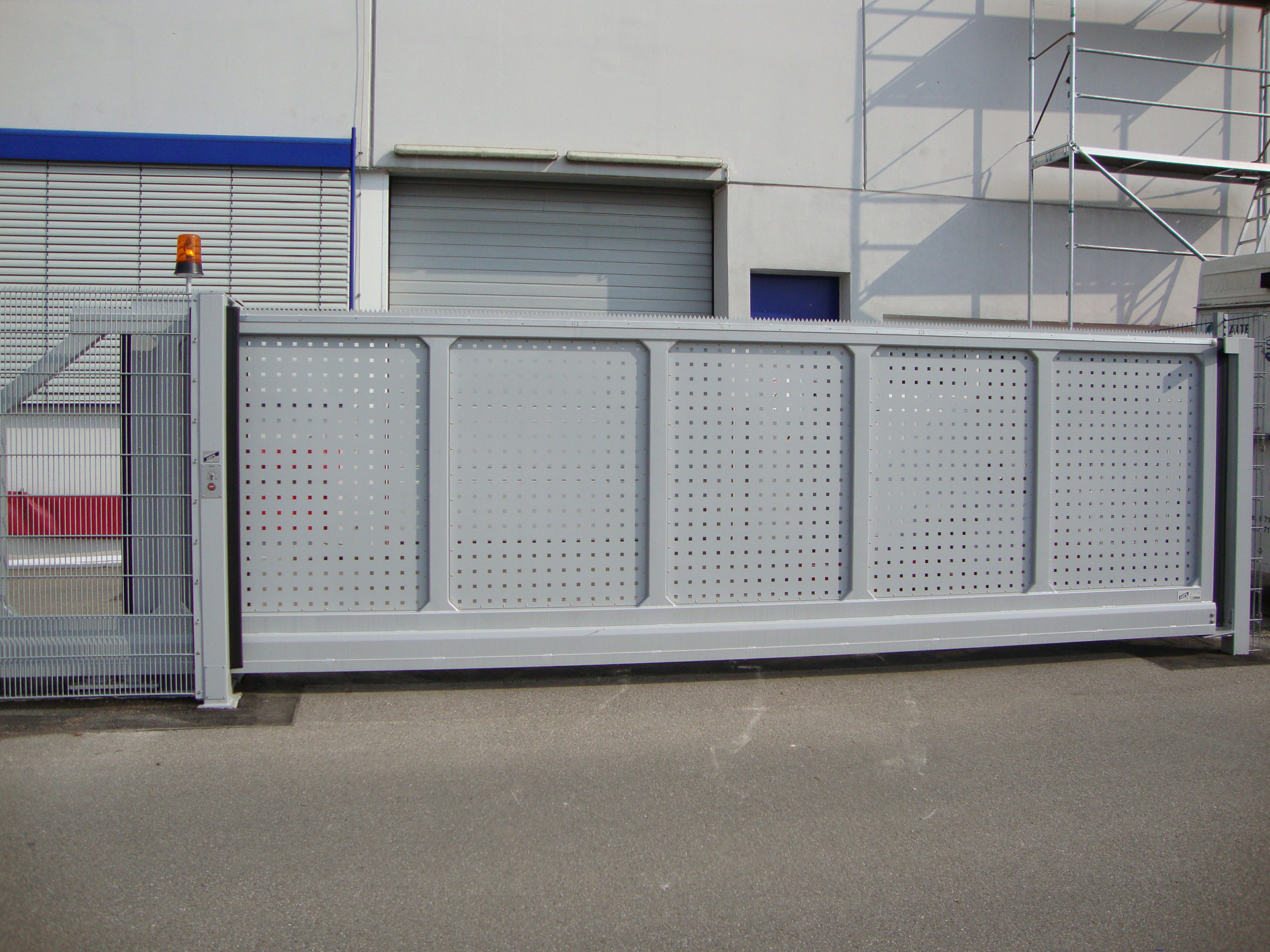 ZABAG | Sliding gates | proven & secure
